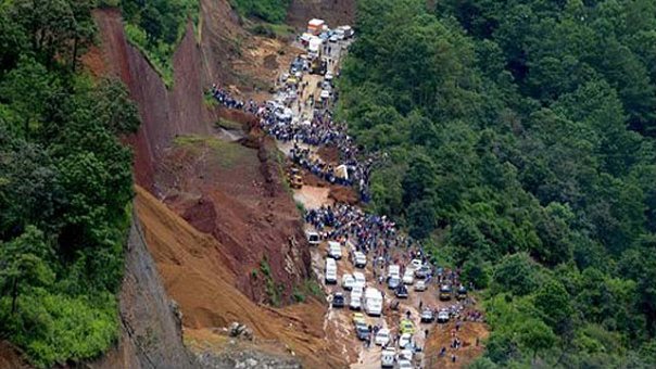 desastres naturales: derrumbes!